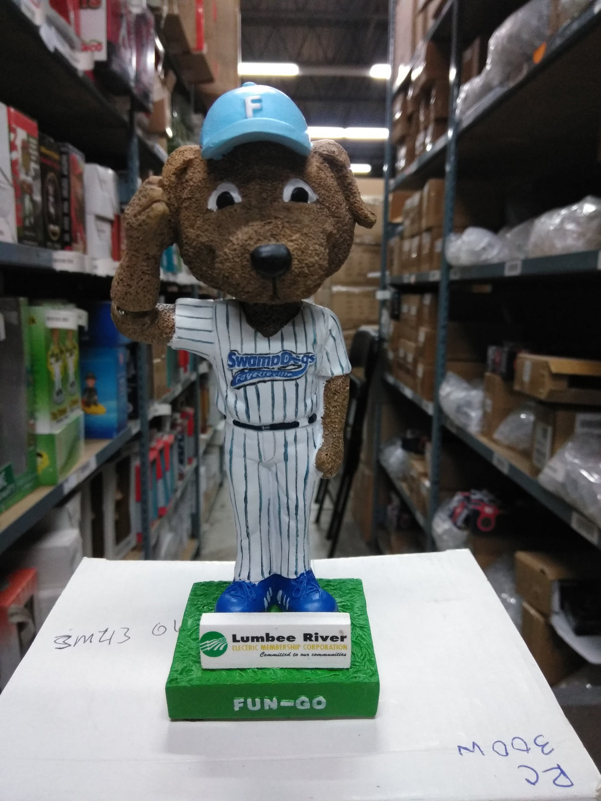 Fun-Go Mascot Fayetteville Swampdogs Bobble SGA 10 Bobblehead ...